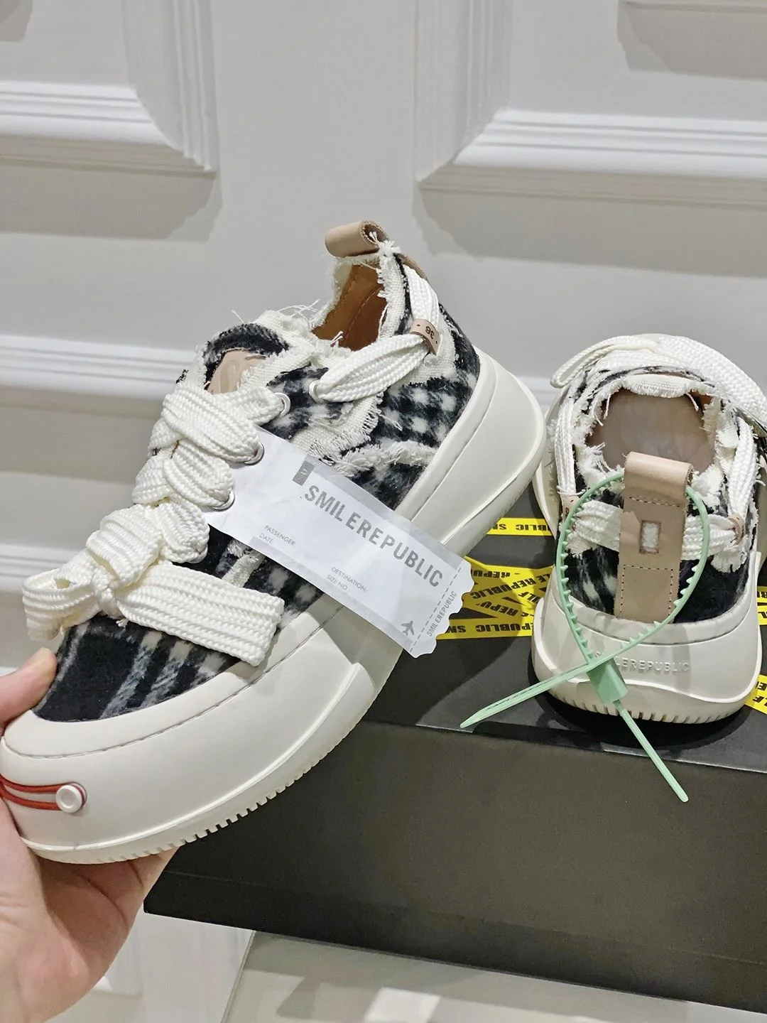 Value-priced Xvessel Shoes