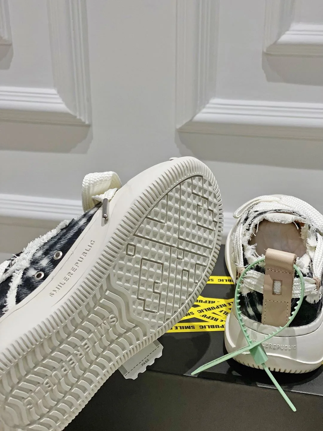 Value-priced Xvessel Shoes