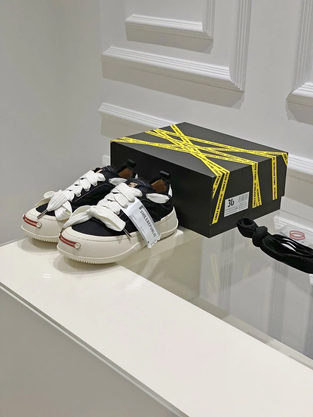 1:1 copy Xvessel Shoes