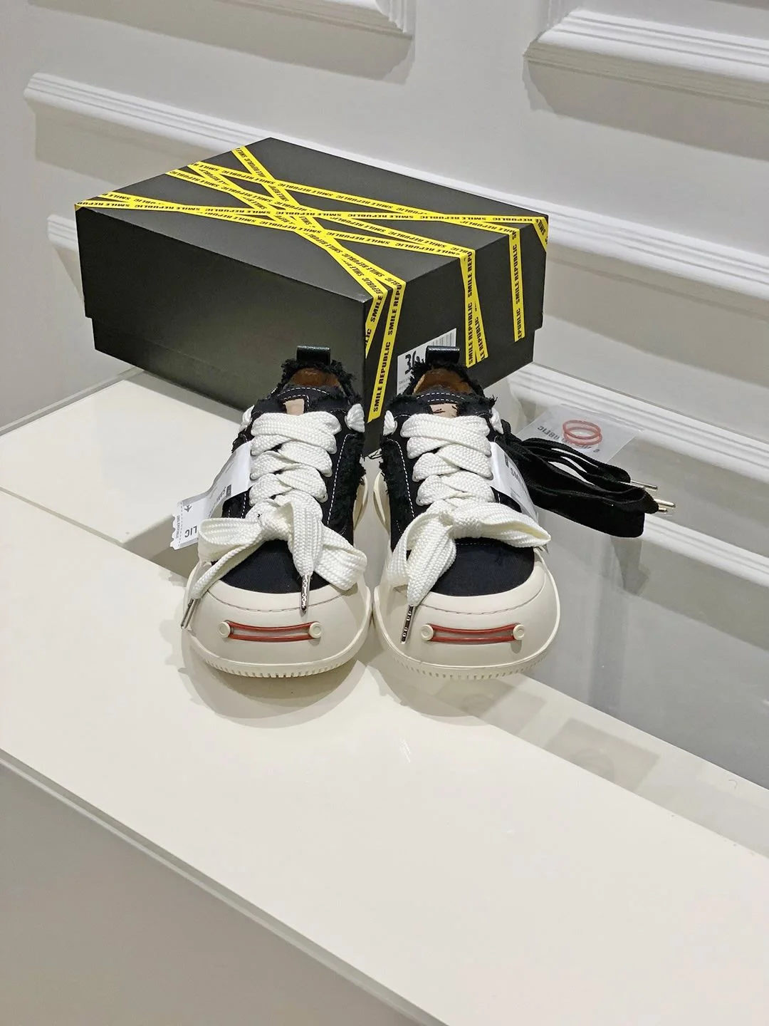 1:1 copy Xvessel Shoes
