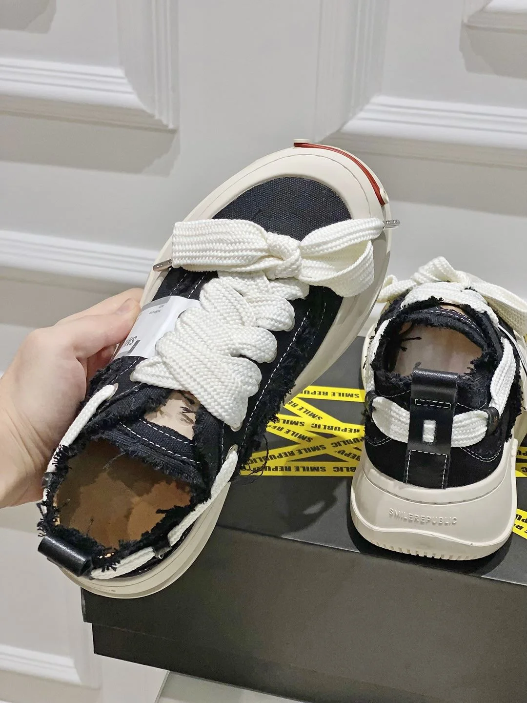 1:1 copy Xvessel Shoes