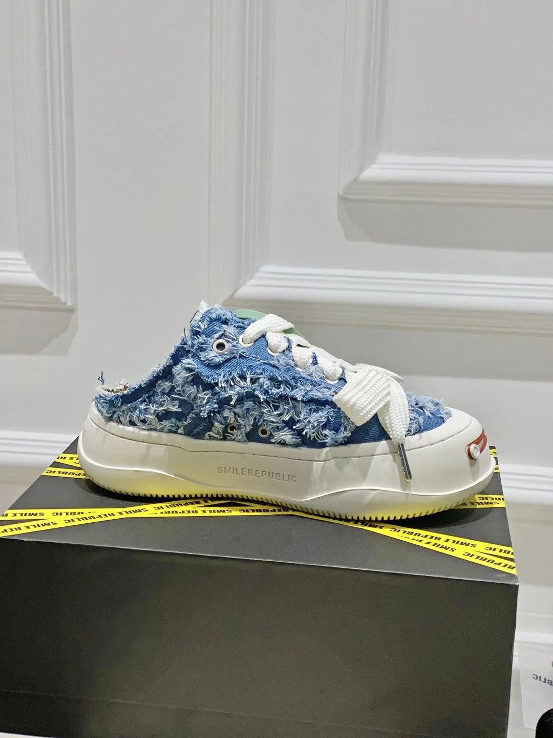 Brand-authenticated Xvessel Shoes