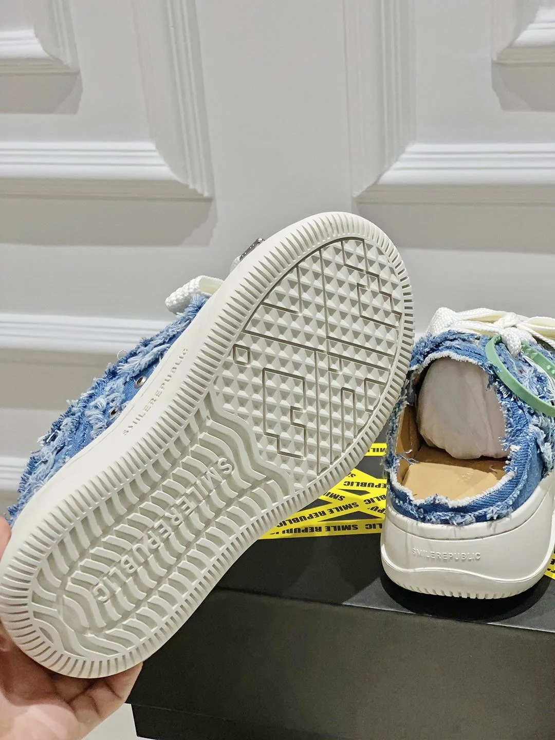 Brand-authenticated Xvessel Shoes