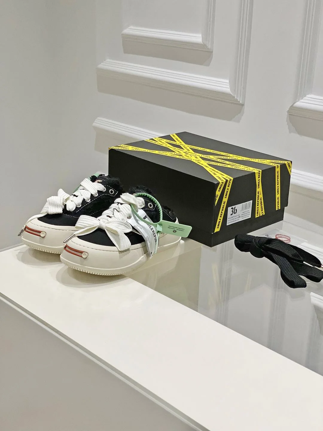 Official Xvessel Shoes