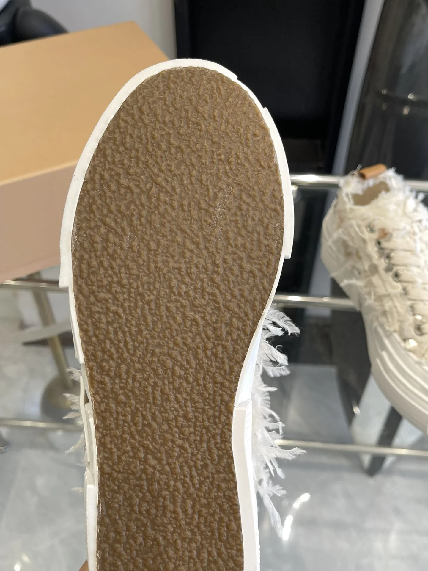 Budget-friendly Xvessel Shoes