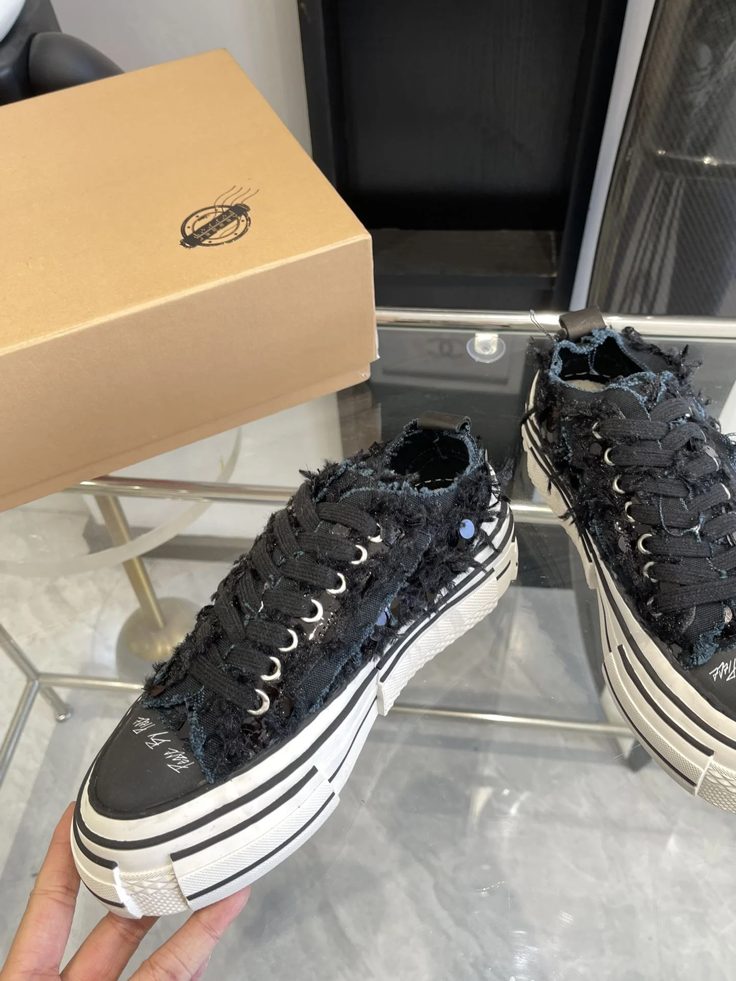 High fidelity Xvessel Shoes