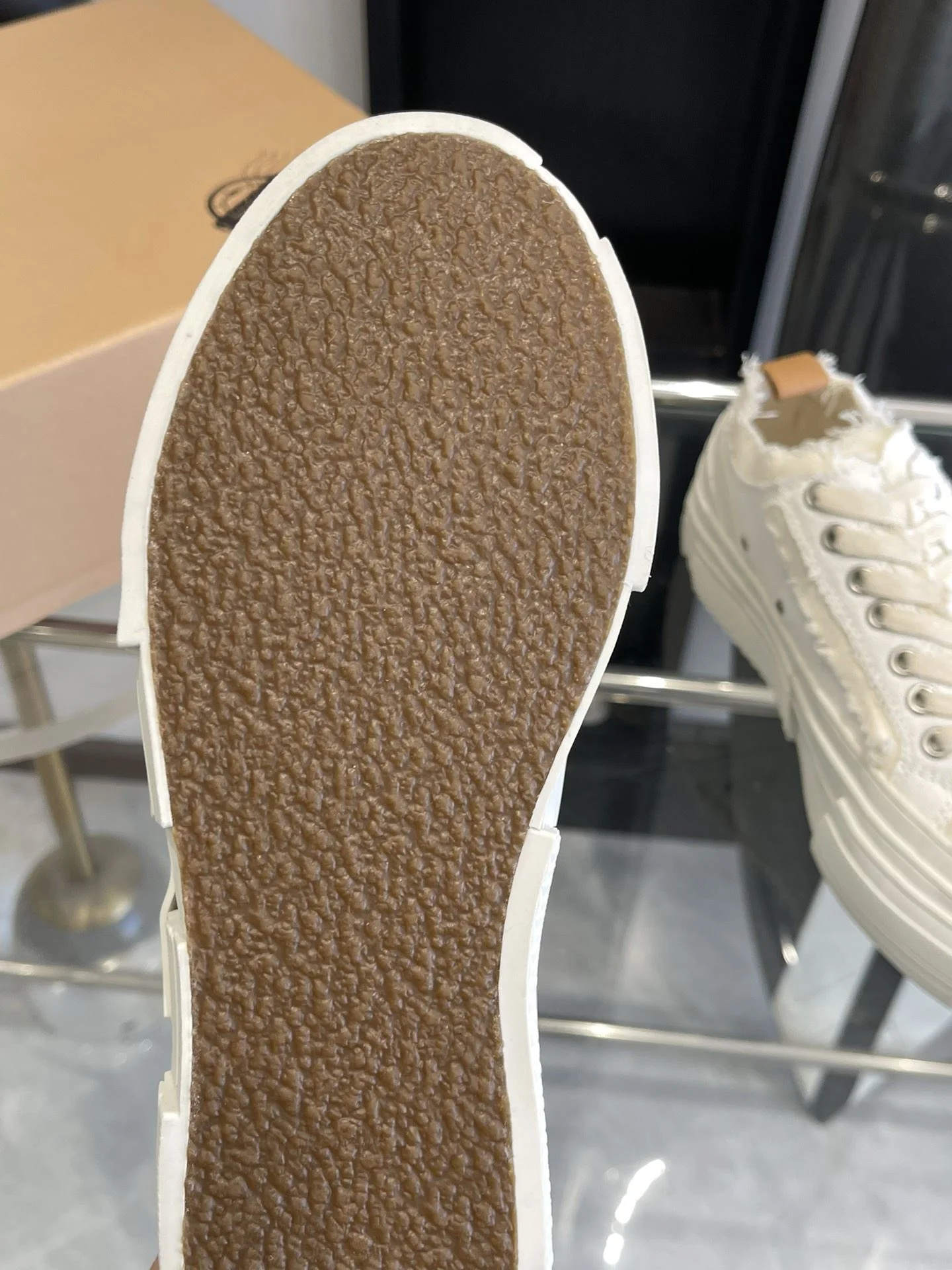 Low-cost Xvessel Shoes