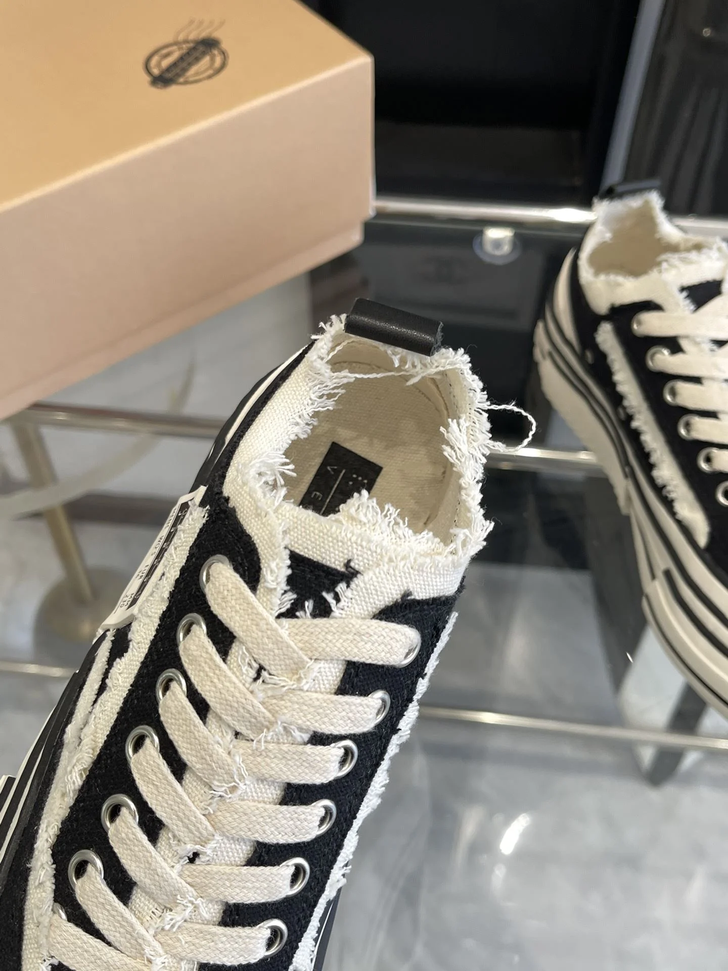 Affordable Xvessel Shoes