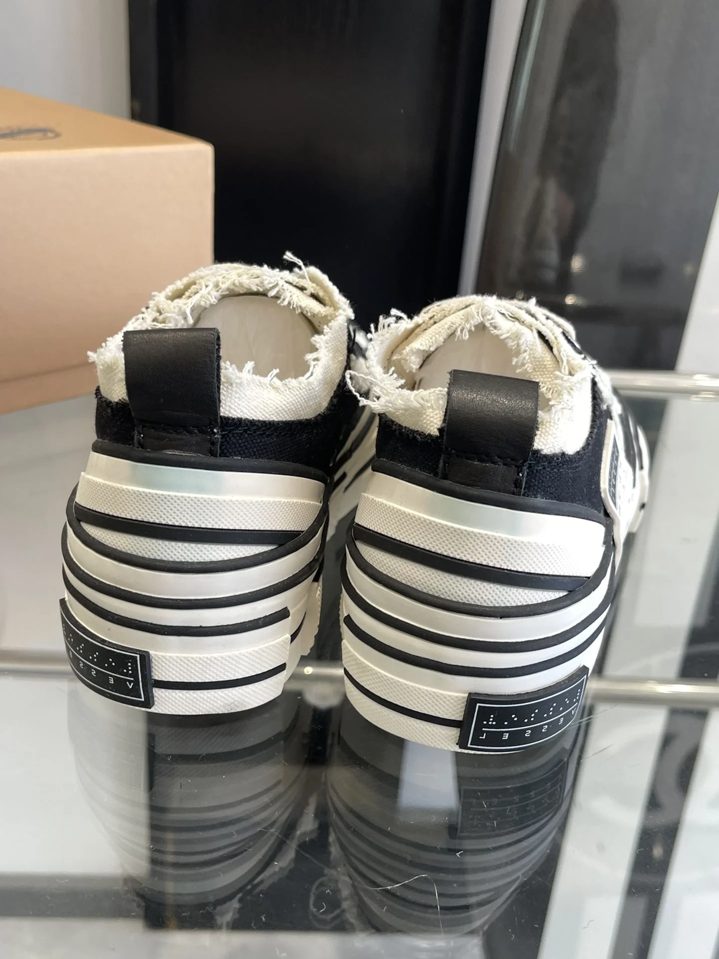 Affordable Xvessel Shoes