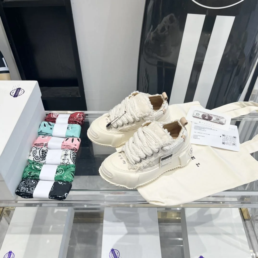 High fidelity Xvessel Shoes