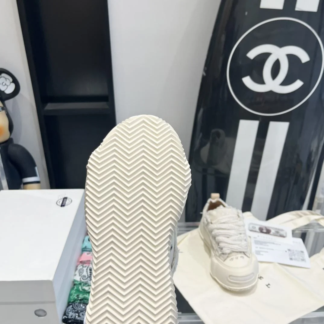 High fidelity Xvessel Shoes
