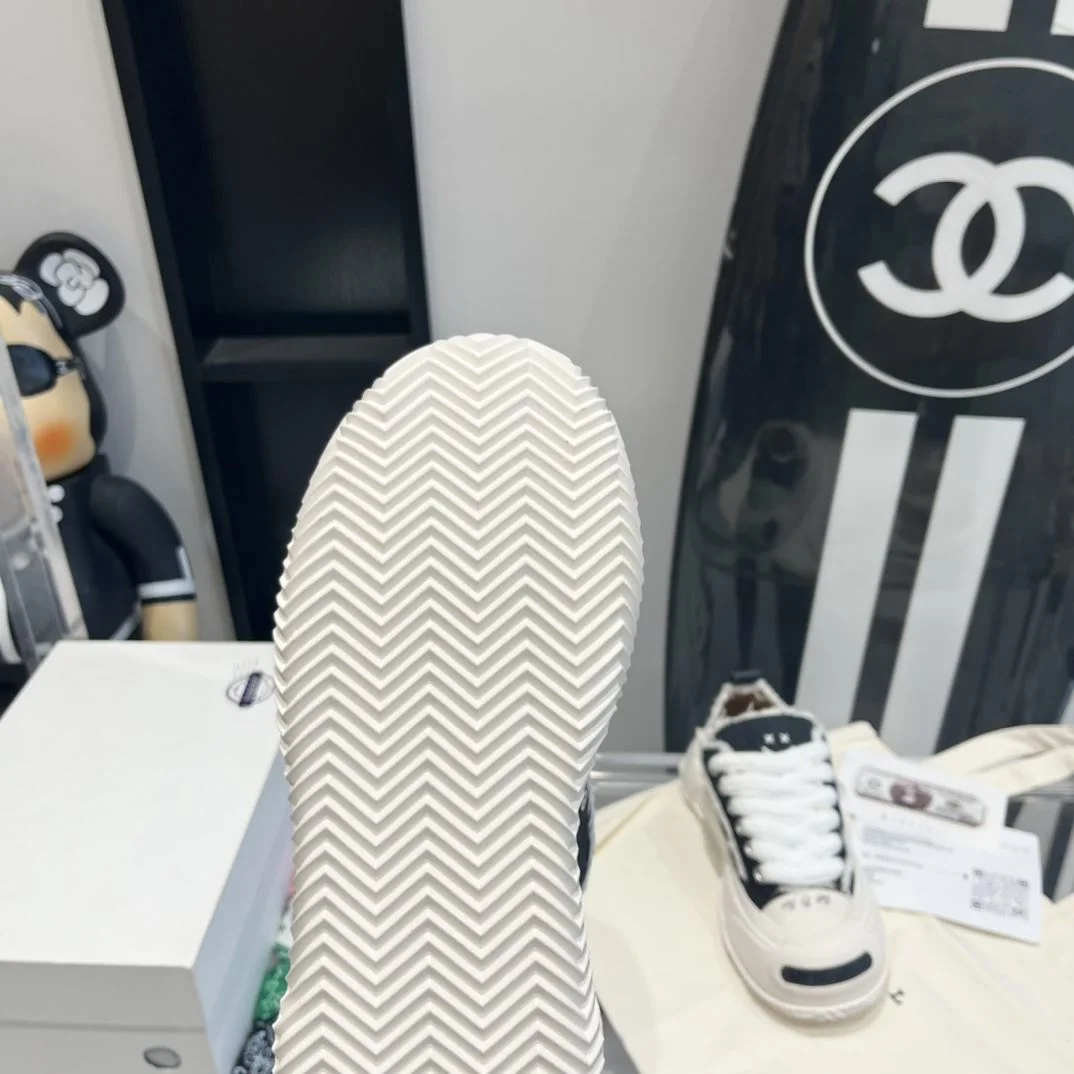 1:1 copy Xvessel Shoes