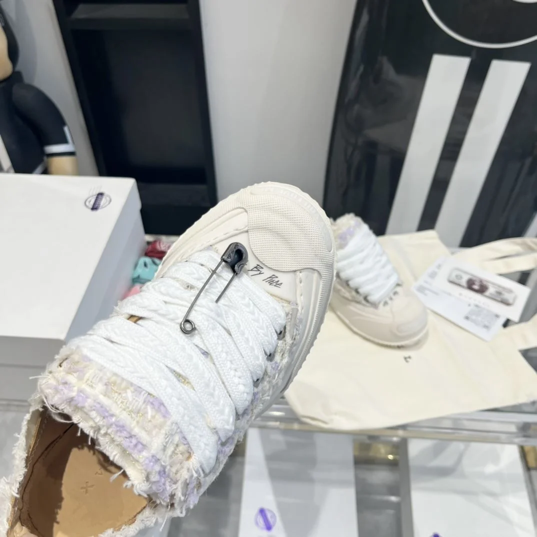 Discounted Xvessel Shoes