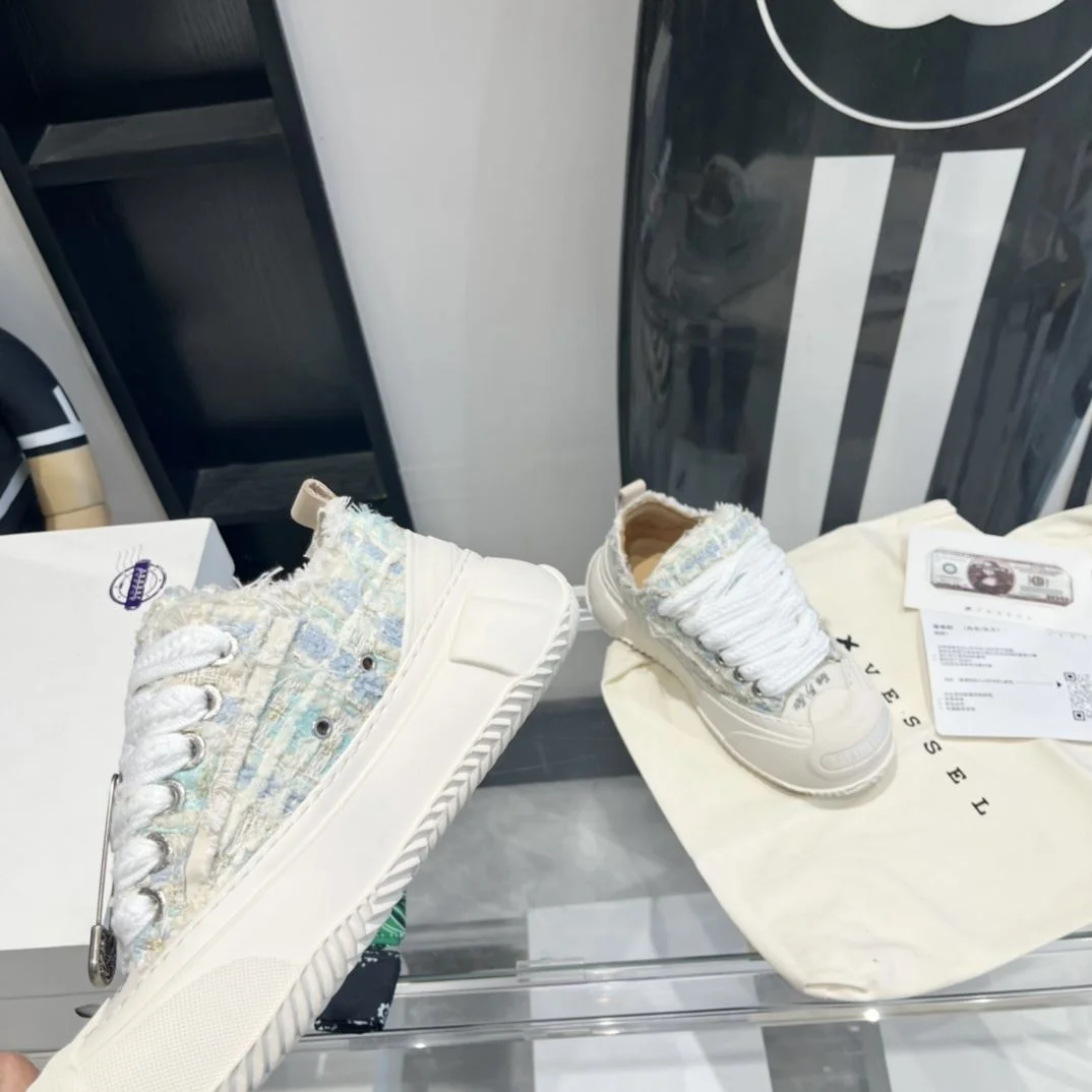 Low-cost Xvessel Shoes