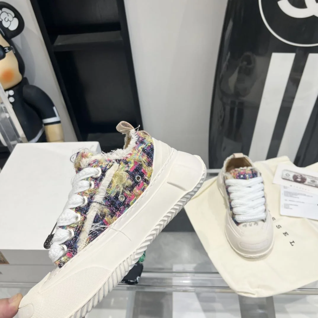 Exact replica Xvessel Shoes