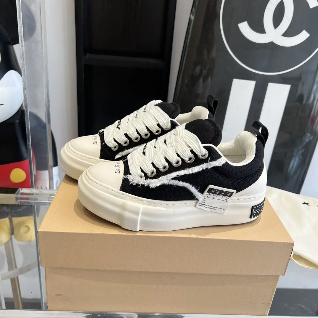 1:1 copy Xvessel Shoes