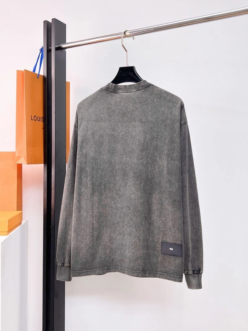 Indistinguishable Y-3 T-Shirts