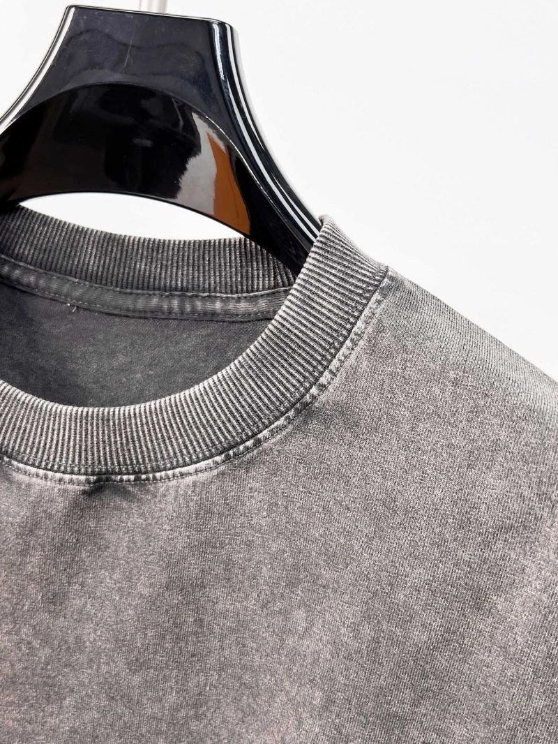 Indistinguishable Y-3 T-Shirts