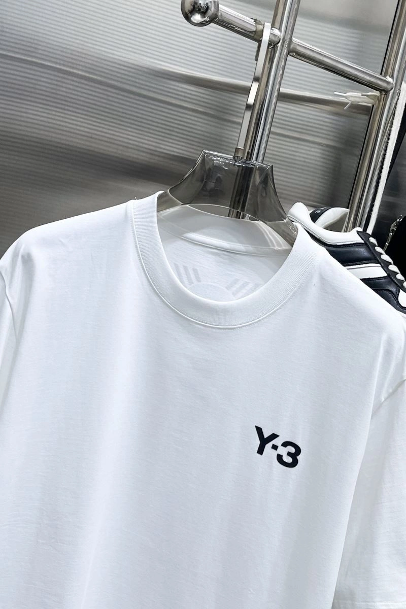 Inexpensive Y-3 T-Shirts