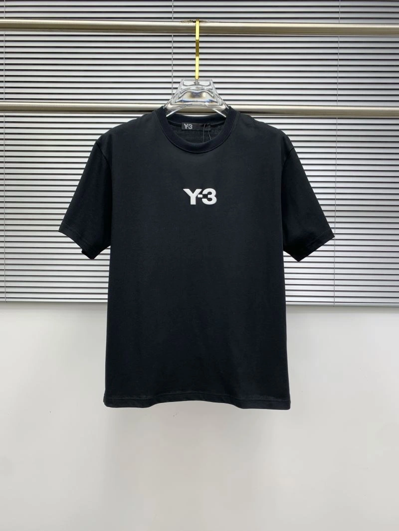 Accurate model Y-3 T-Shirts