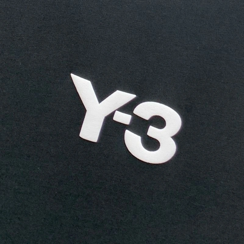 Accurate model Y-3 T-Shirts