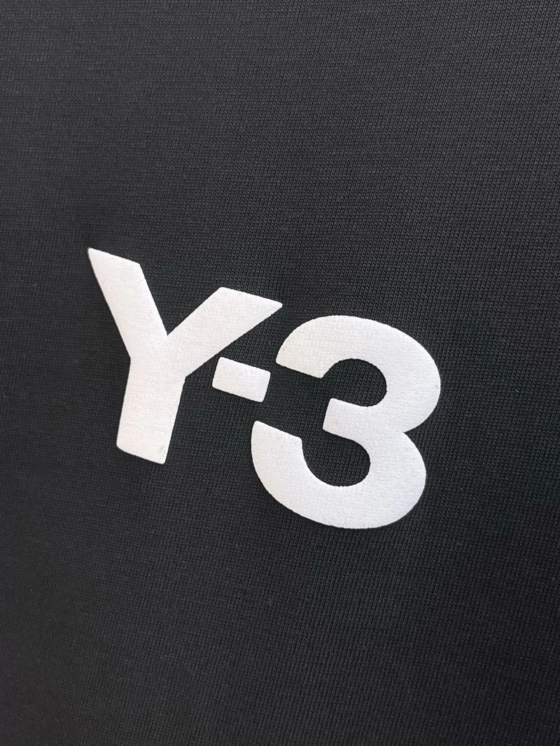 Accurate model Y-3 T-Shirts