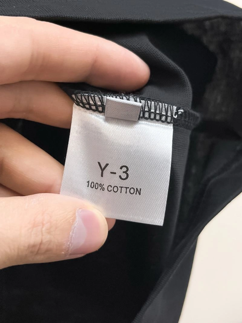 Accurate model Y-3 T-Shirts