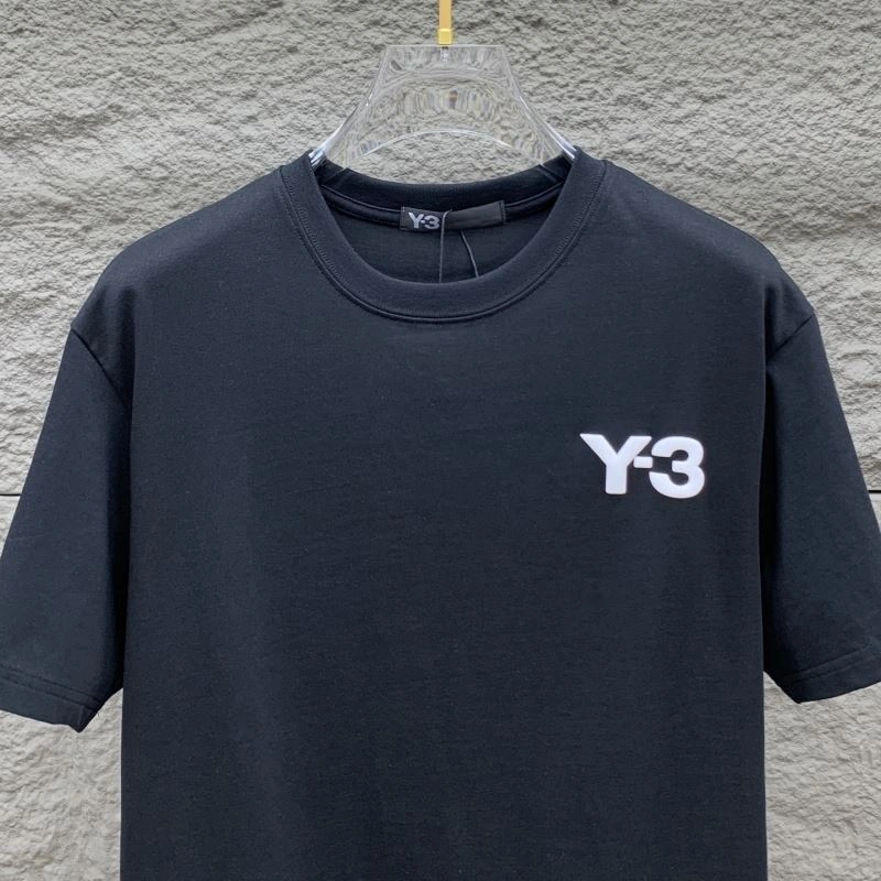 Low-cost Y-3 T-Shirts