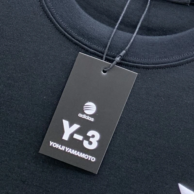 Low-cost Y-3 T-Shirts