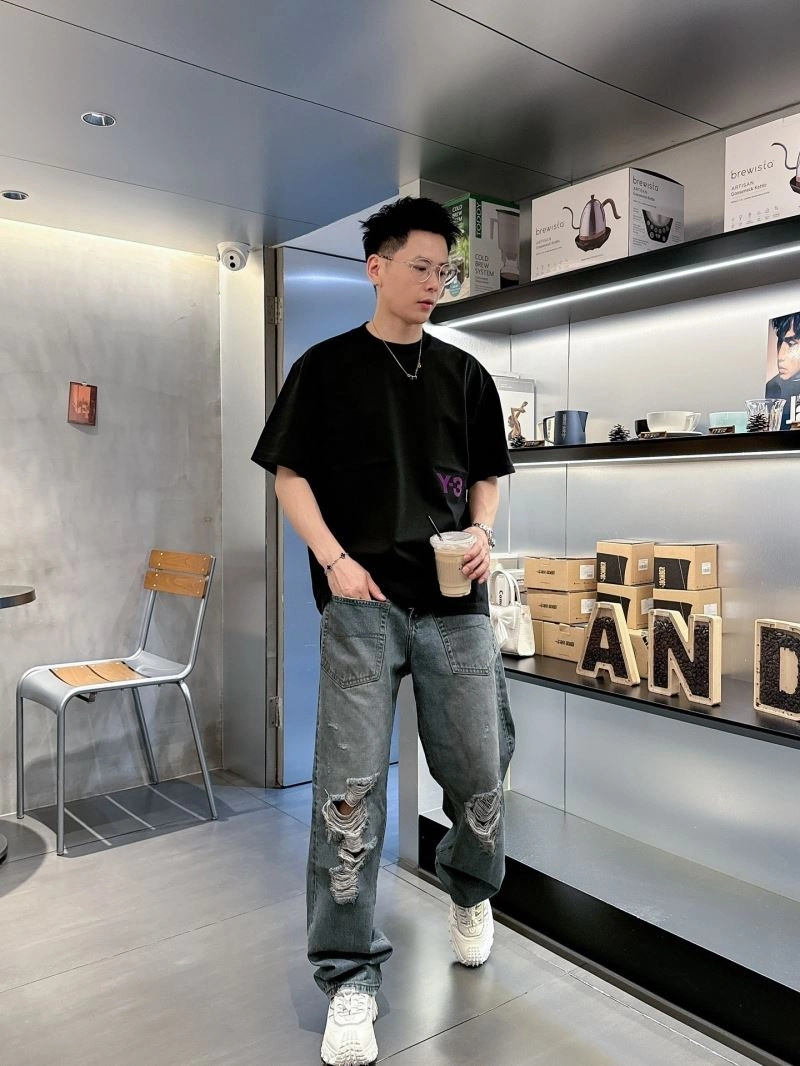 Low-cost Y-3 T-Shirts