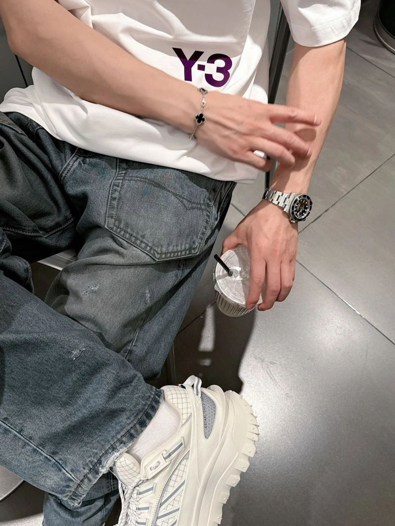 Exact replica Y-3 T-Shirts