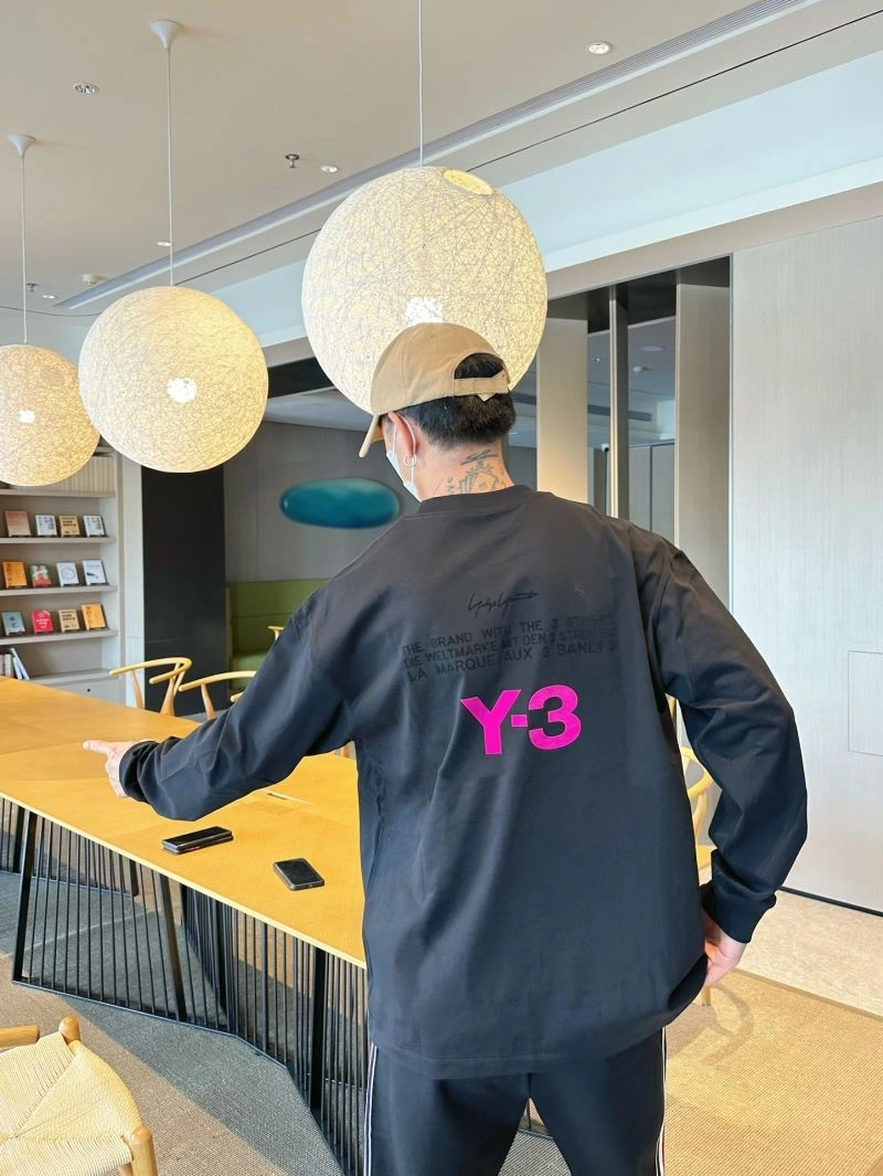 Top mirror Y-3 T-Shirts