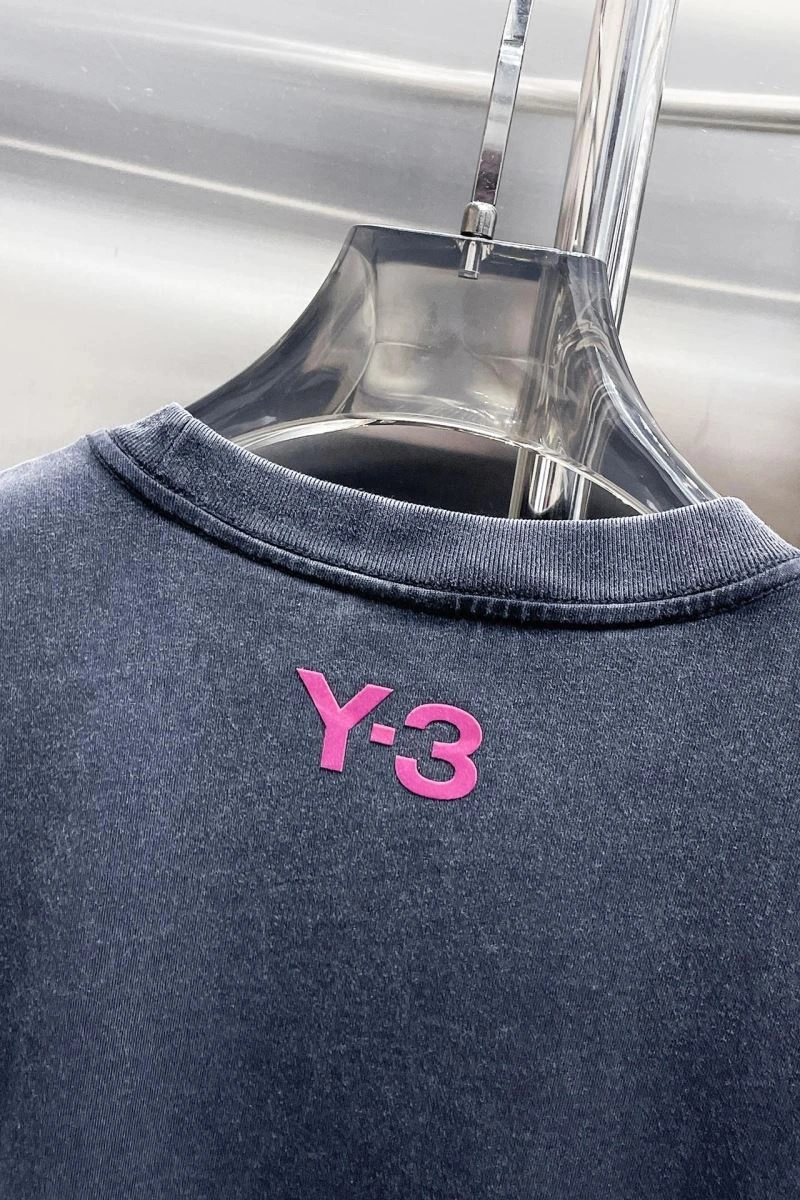 Inexpensive Y-3 T-Shirts