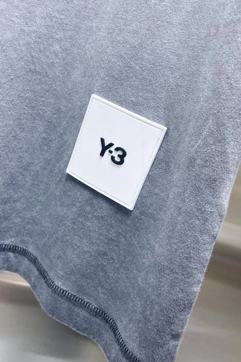 Inexpensive Y-3 T-Shirts