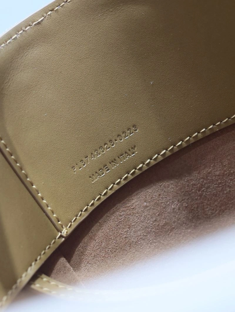Inexpensive YSL Bucket Bags