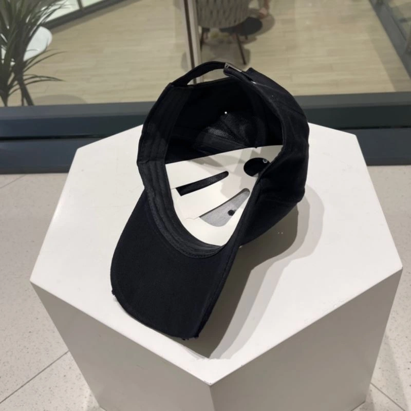 Discounted YSL Caps