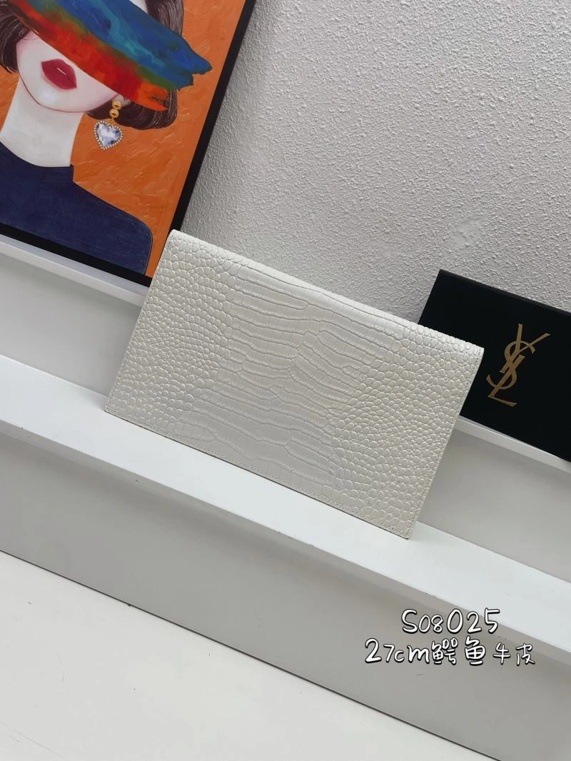 Cut-rate YSL Clutch Bags