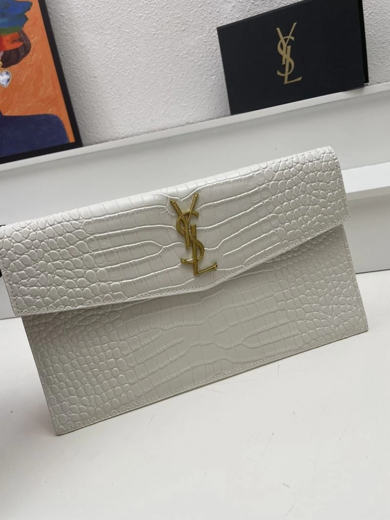 Cut-rate YSL Clutch Bags