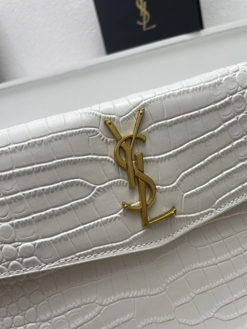 Cut-rate YSL Clutch Bags
