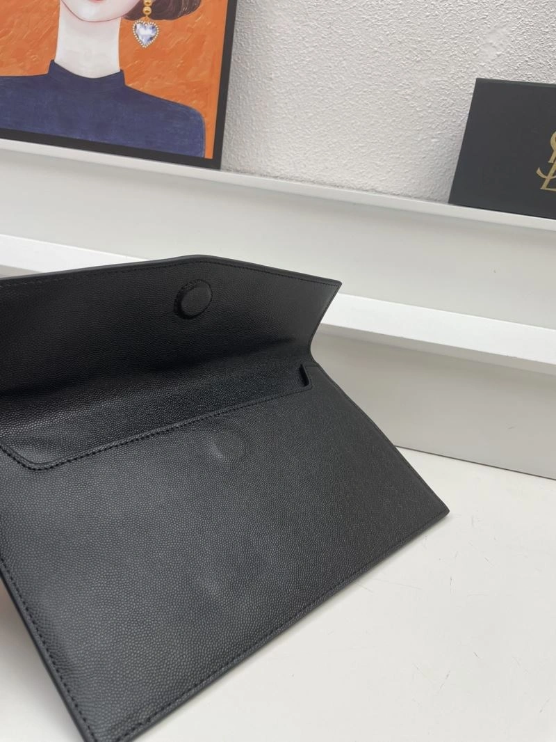 Inexpensive YSL Clutch Bags