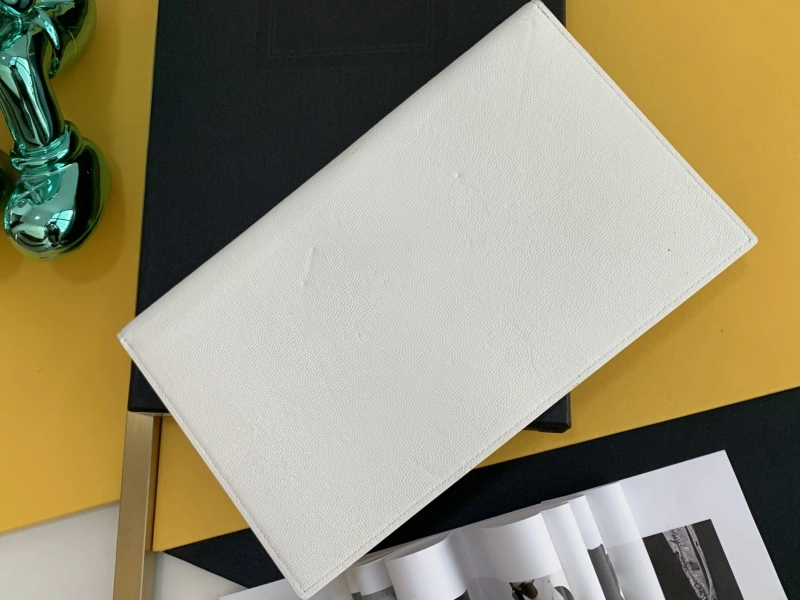 High accuracy YSL Clutch Bags
