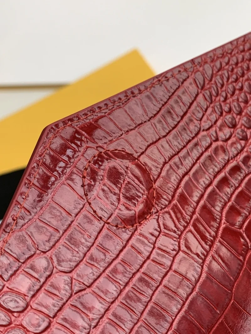 High accuracy YSL Clutch Bags