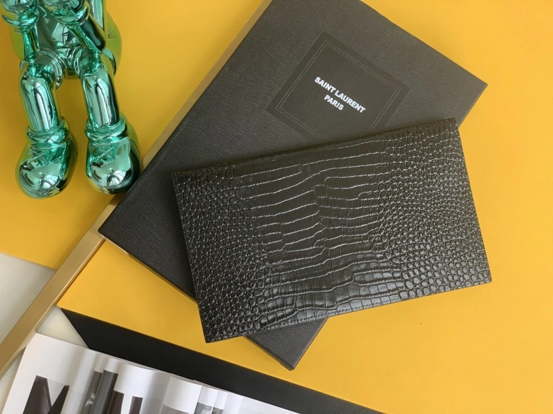 Accurate model YSL Clutch Bags