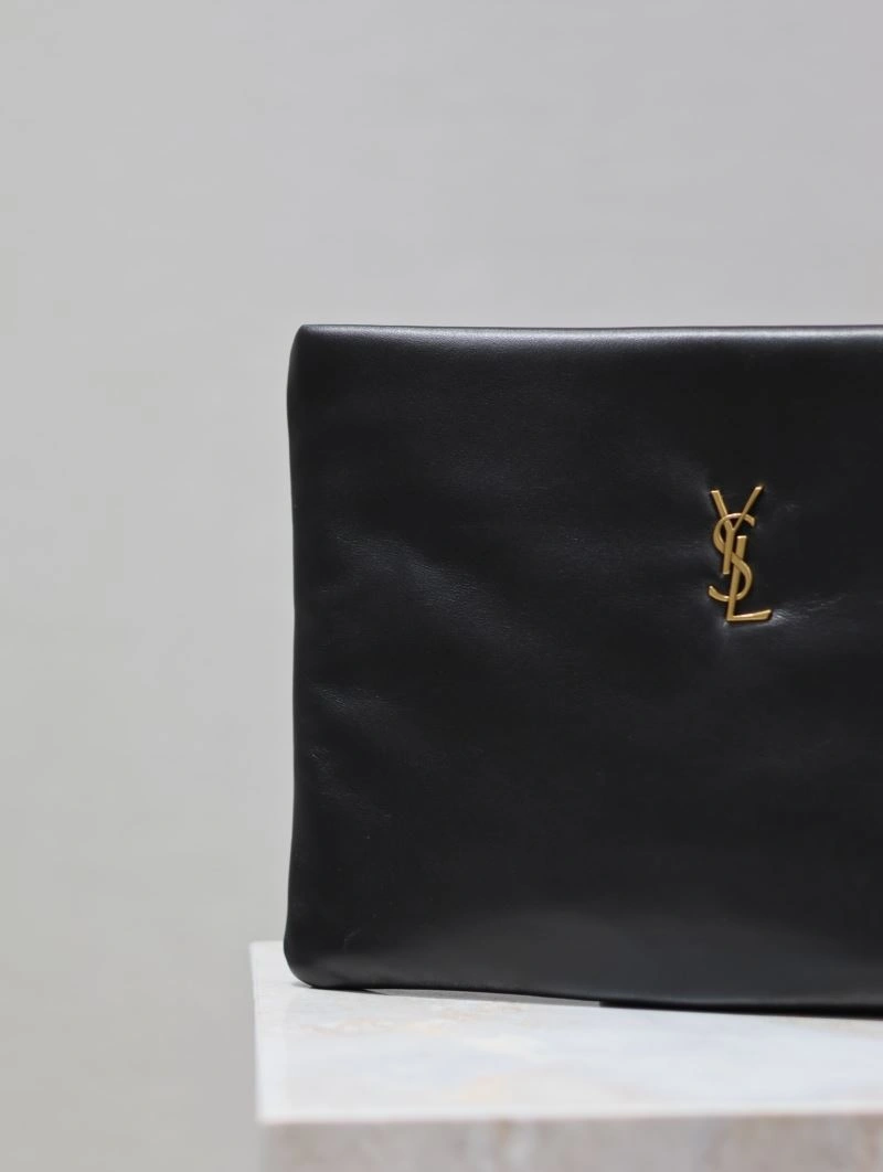 Cut-rate YSL Clutch Bags