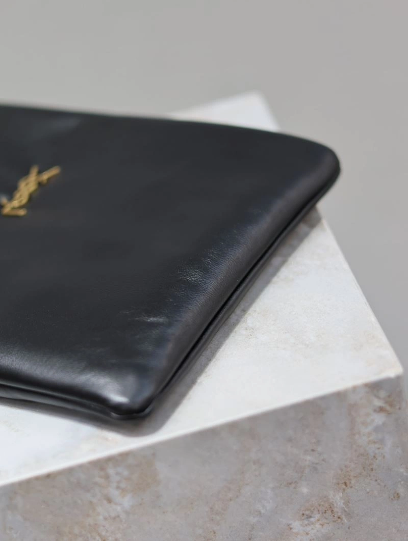 Cut-rate YSL Clutch Bags