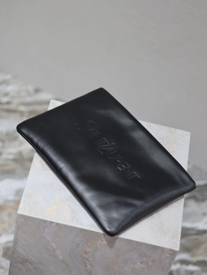 Low-cost YSL Clutch Bags