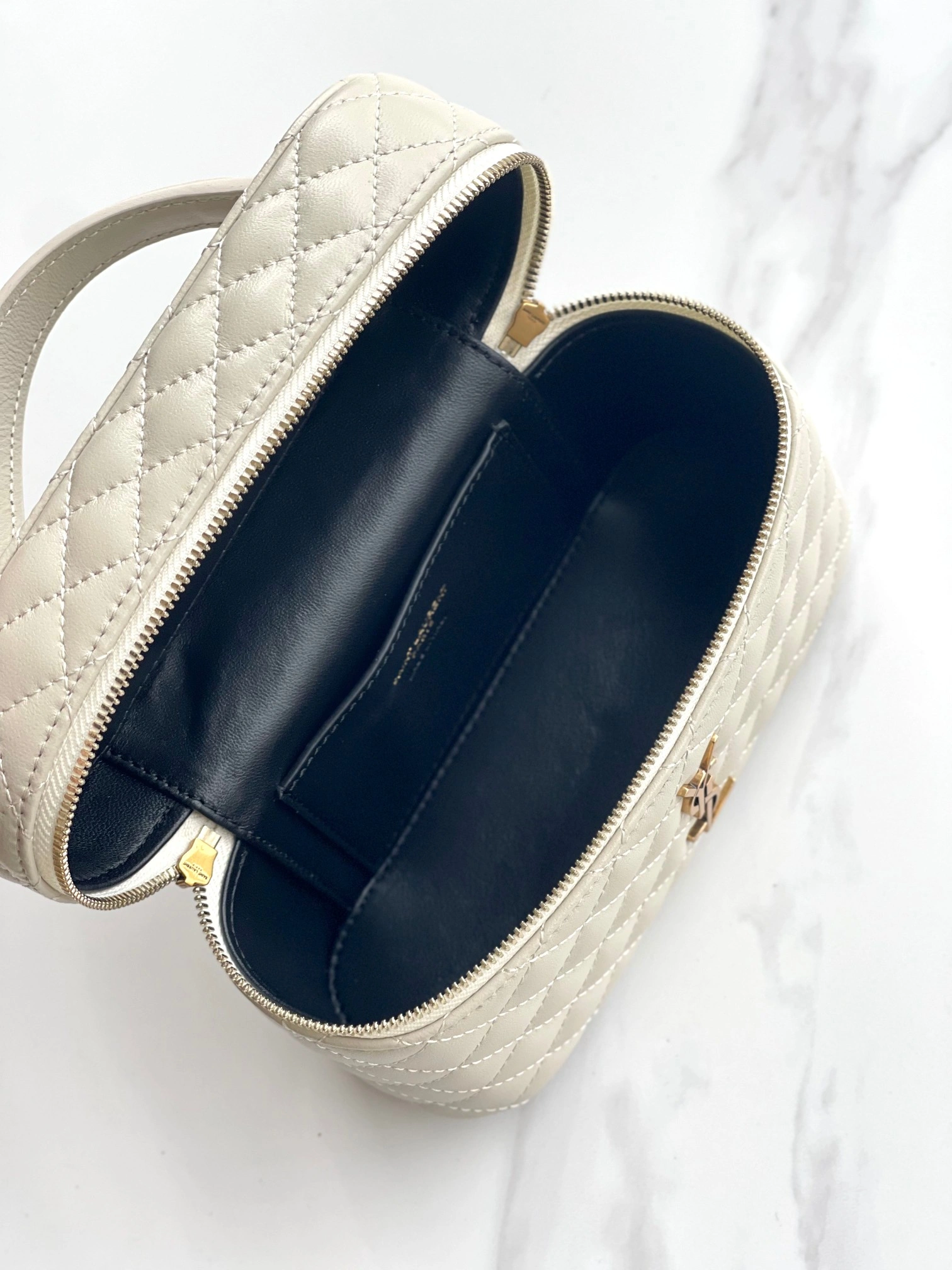 Top mirror YSL Cosmetic Bags