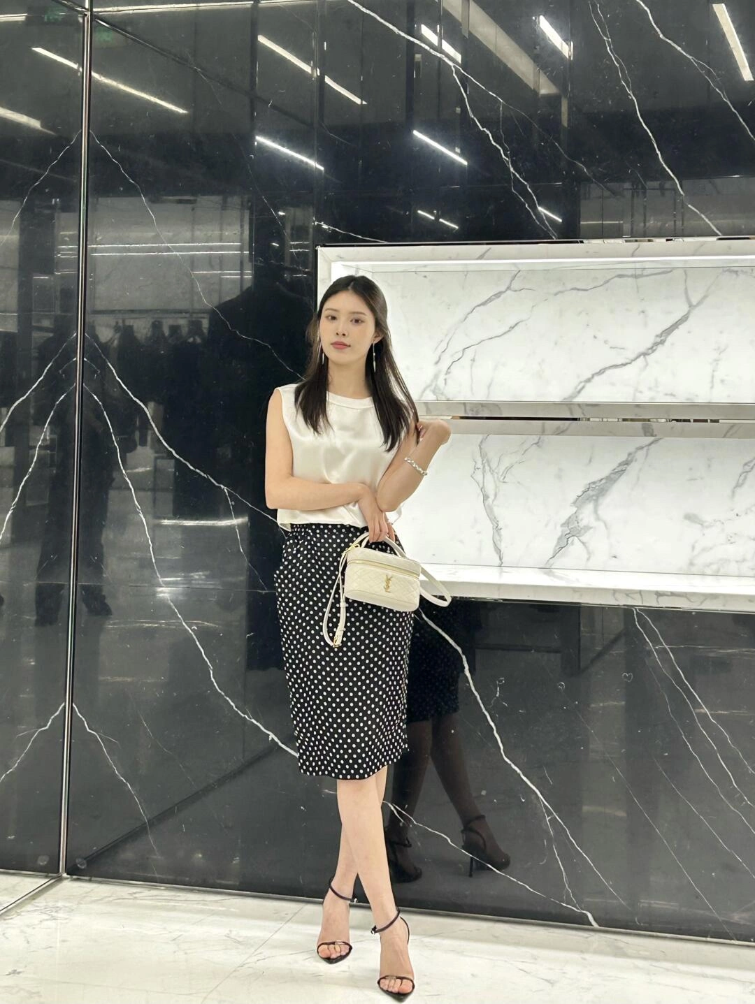 Top mirror YSL Cosmetic Bags