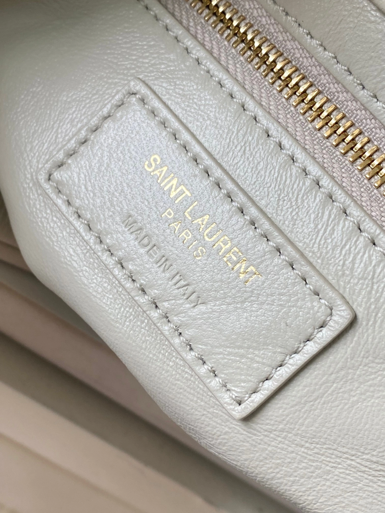 Low-cost YSL Hobo Bags