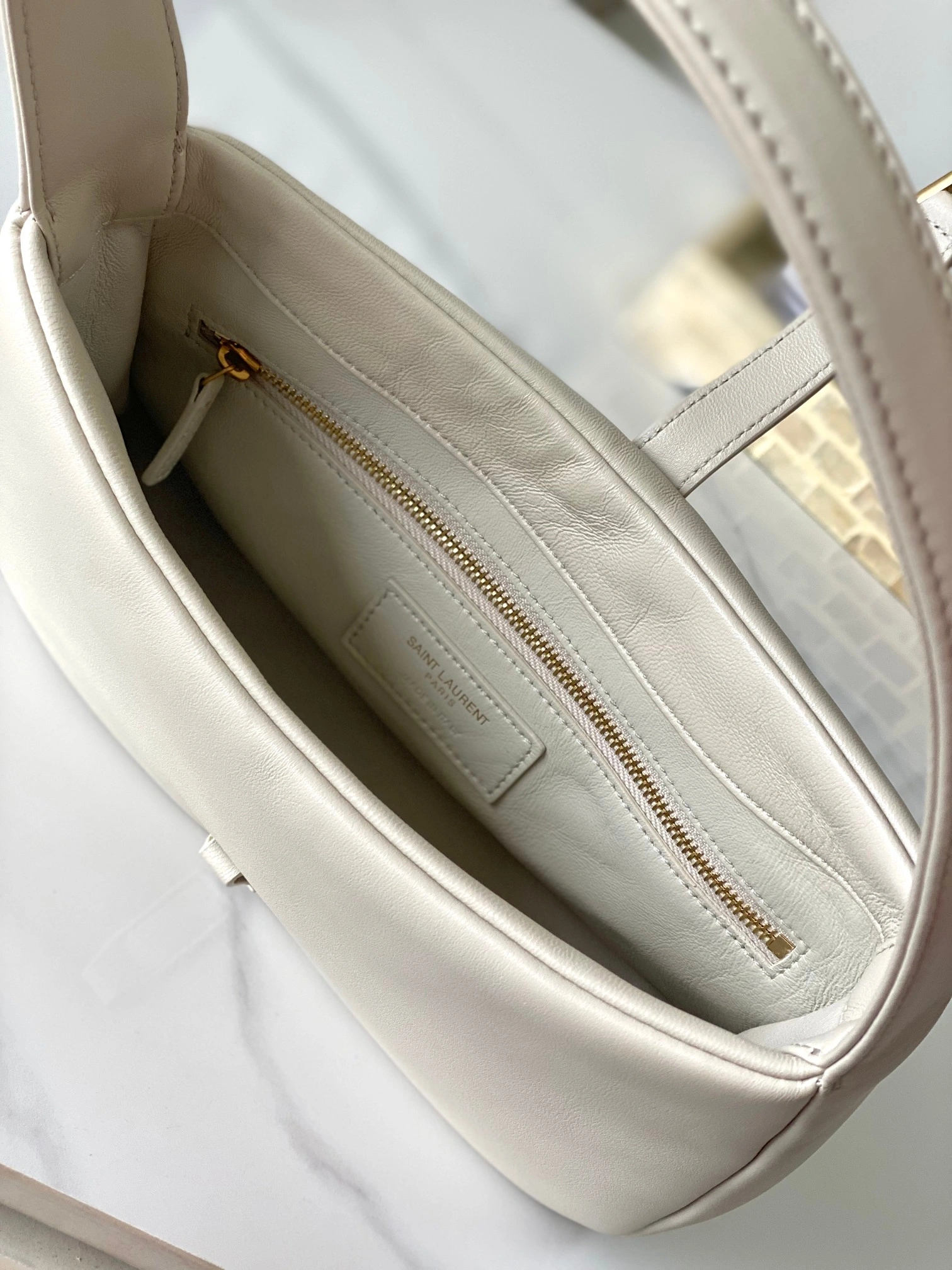 Low-cost YSL Hobo Bags